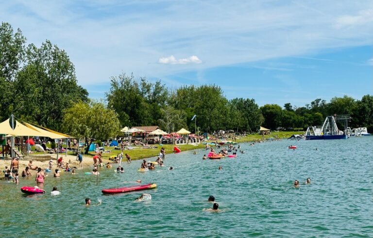 Budapesten és környékén ezek a szabadvízi strandok kaptak kiváló ...